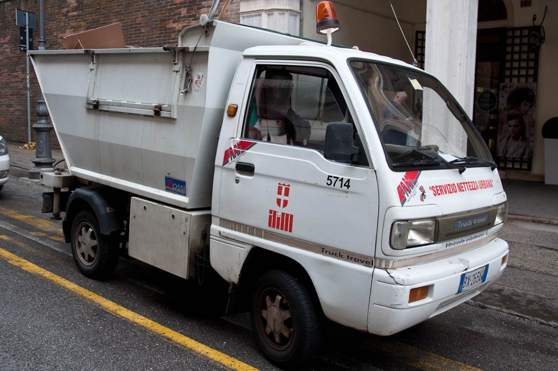 The Cutest Vehicles in Italy - Rossi Writes
