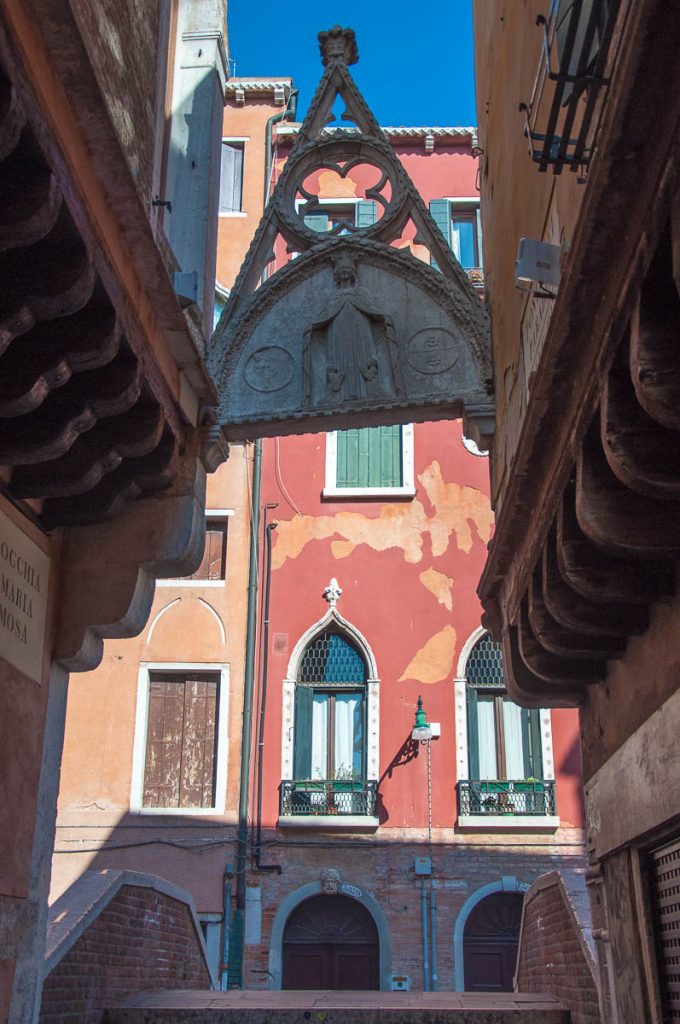 Arco del Paradiso - Finding Paradise in the Sestiere of Castello, Venice