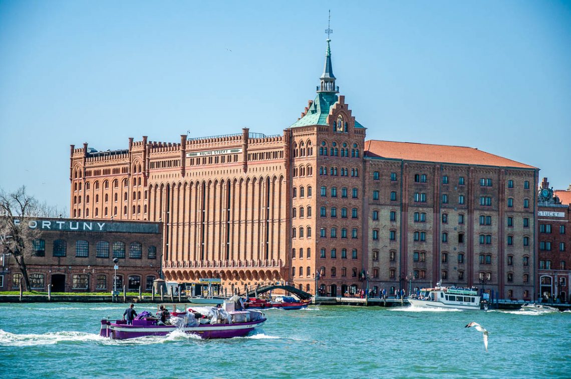 Venice, Italy - 15 Types of Boats You Can Only See in La Serenissima