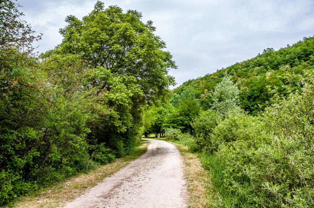 Lago di Fimon - A Pleasant Lakeside Walk Just Outside Vicenza, Italy