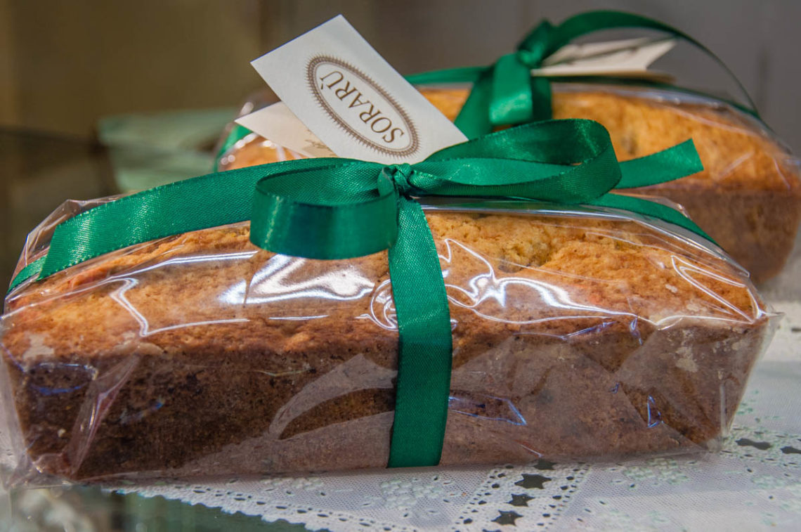 Plum cakes - Pasticceria Soraru - Vicenza, Veneto, Italy - www ...