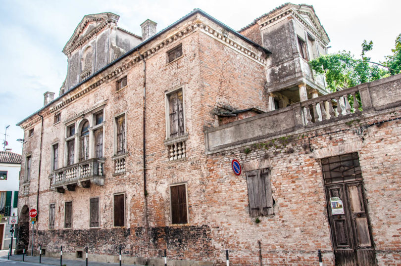 Este, Italy - Top 9 Things to Do in This 3,000-Year-Old Walled Town