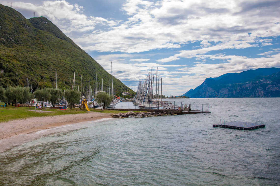 3 Unmissable Lake Garda Beaches to Sun Yourself On in Italy