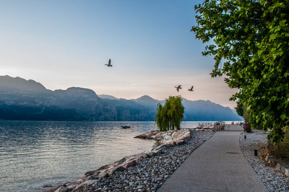 Lake Garda Beaches: 16 Tips for a Top Beach Day at Italy's Largest Lake