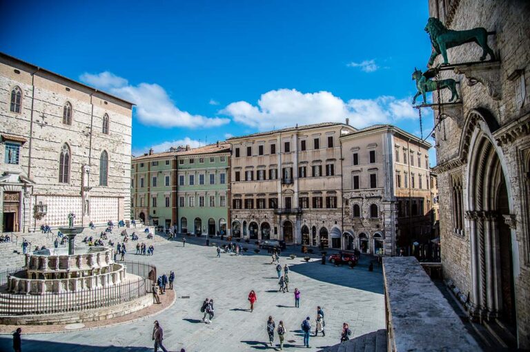 10 Reasons to Visit Perugia, Italy (Essential Travel Guide + Maps)